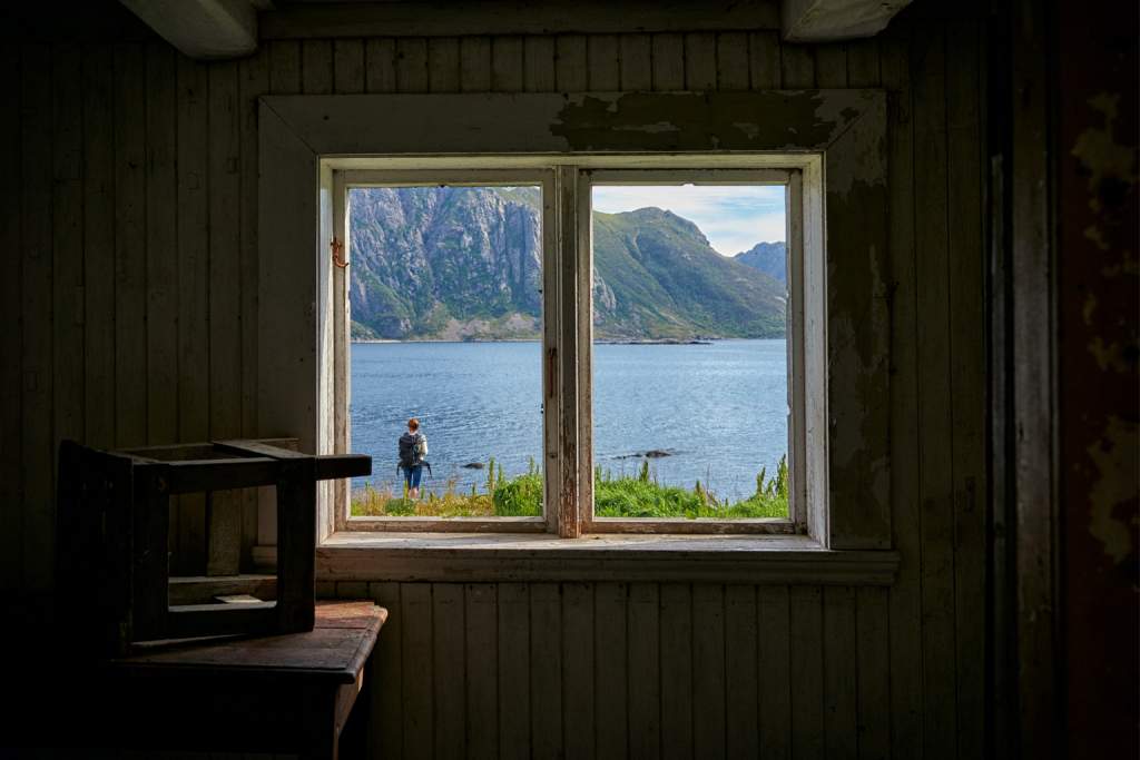 A Guide To Frame Within A Frame Photography - Focus Camera